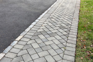 Driveway Edging: Why it’s a Good Idea | It's The Brick Guys